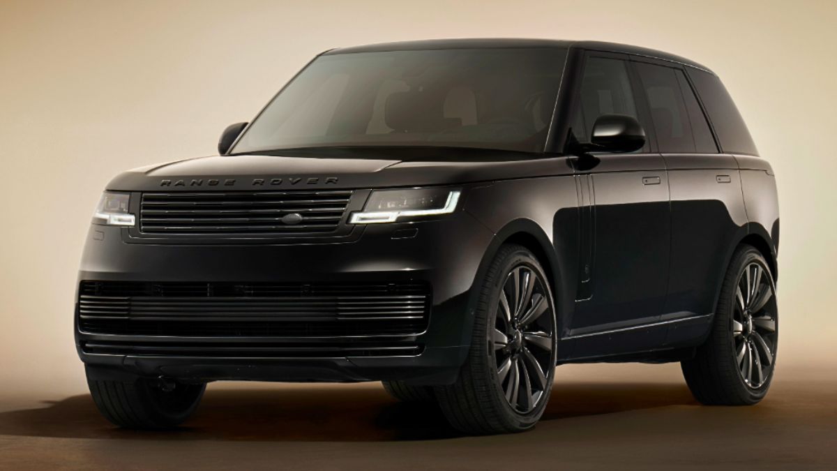 Range Rover SV Black – First Look at the Luxurious New Edition!